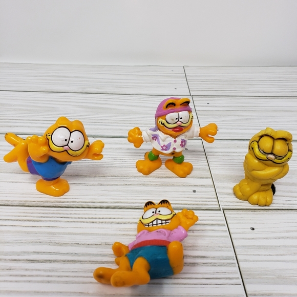 Toys | Garfield Toy Figures Vintage Please Read Description | Poshmark